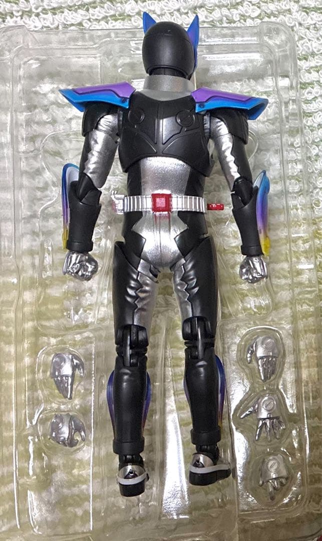 S.H.Figuarts 仮面ライダーガヴ　ポッピングミフォーム