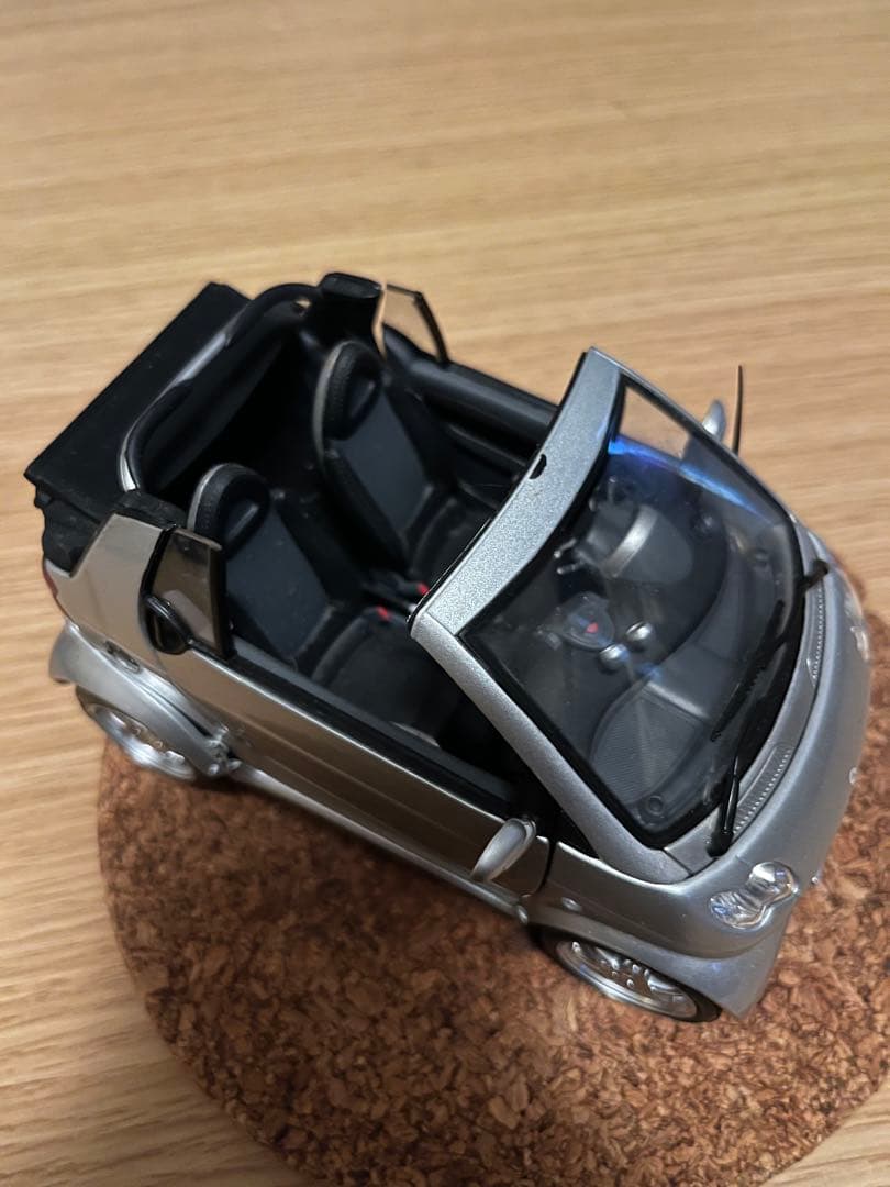 KYOSHO ミニカー：スマート フォーツー カブリオ ブラバス