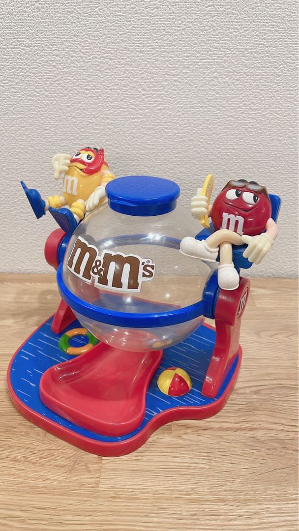 m&m's エムアンドエムズ　ディスペンサー・フィギュア・ラジオ　希少品