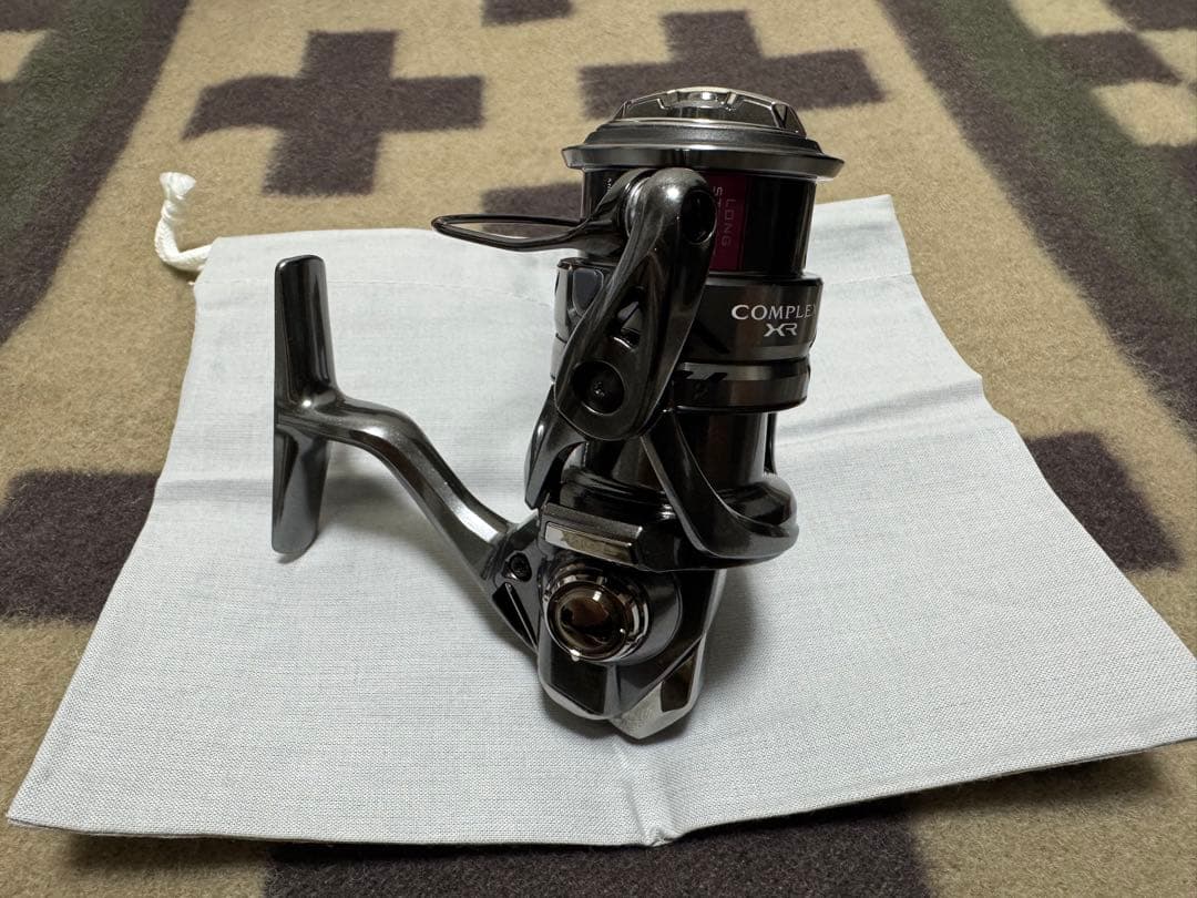 リール SHIMANO COMPLEX XR C2000 F4 HG