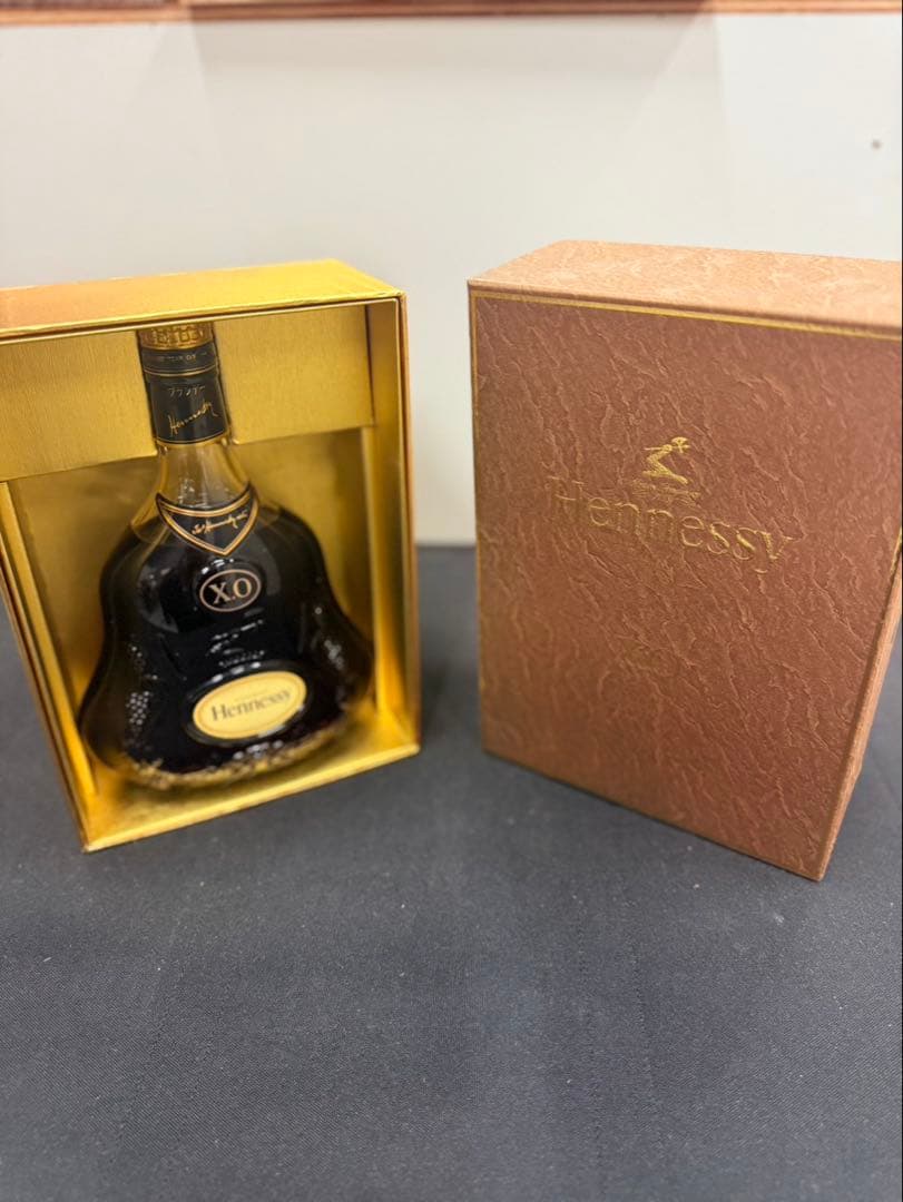 Hennessy ヘネシー XO 700ml ギフトボックス付き