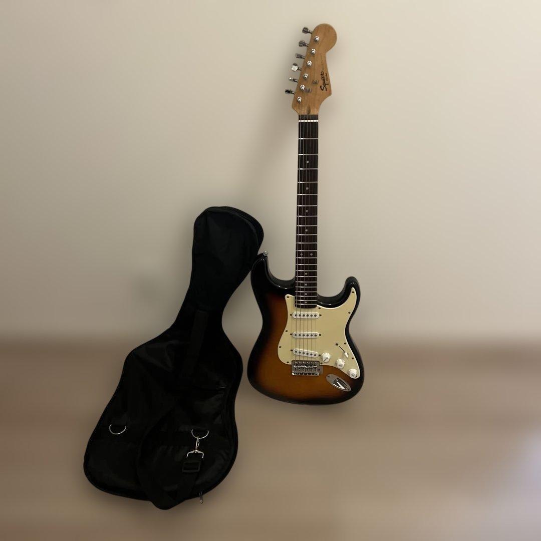 エレキギター　Squier