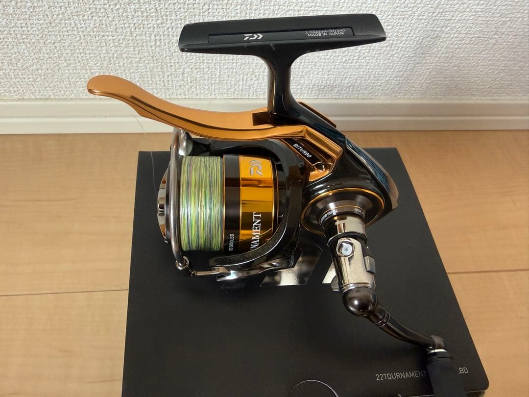 Daiwa TOURNAMENT ISO 3000LBD スピニングリール