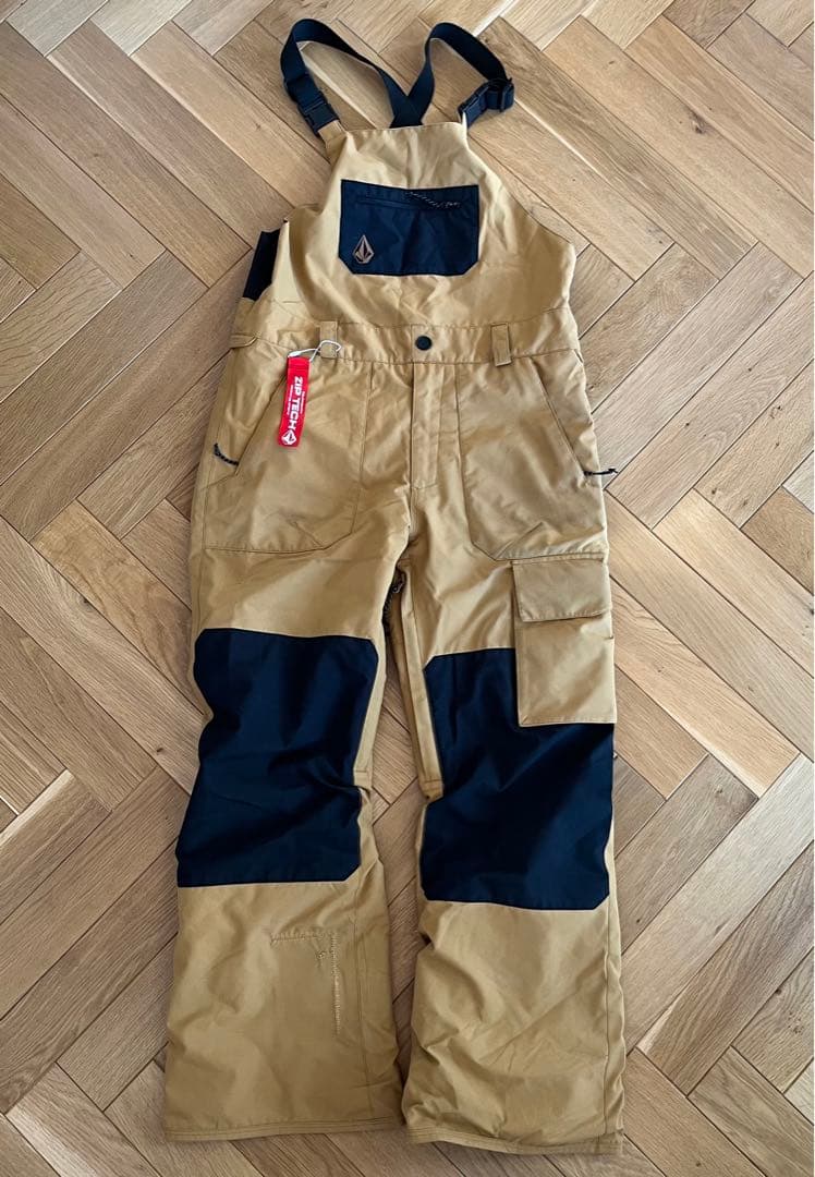 スノーボード VOLCOM KIDS JACKET & BARKLEY BIB OVERALL