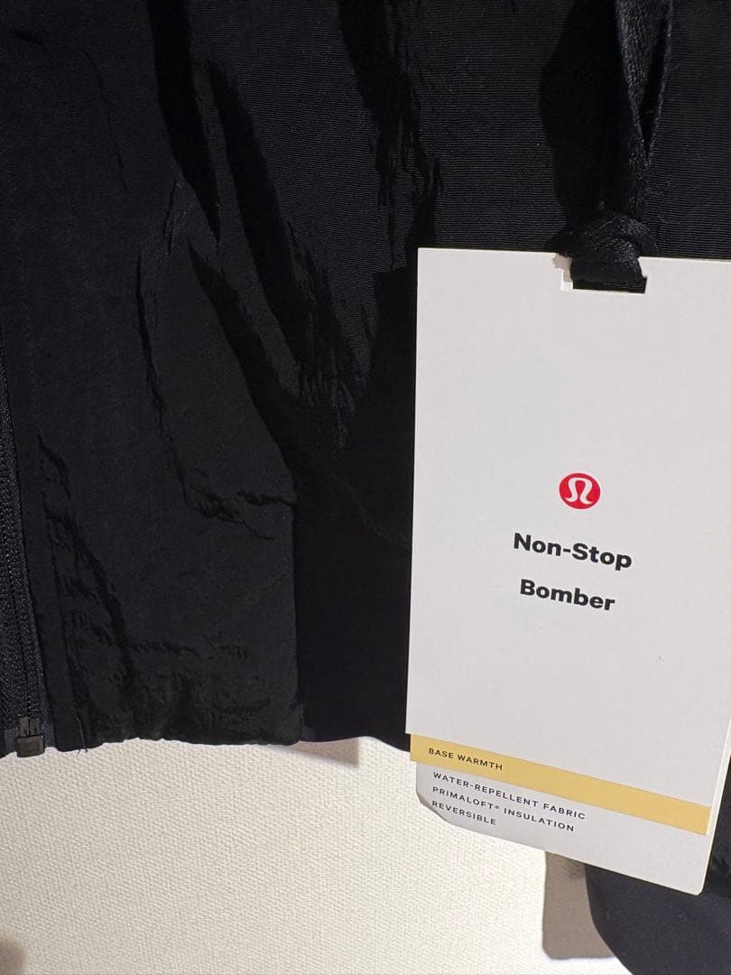 【未使用タグ付】lululemon ルルレモン　 ジャケット　リバーシブル　黒