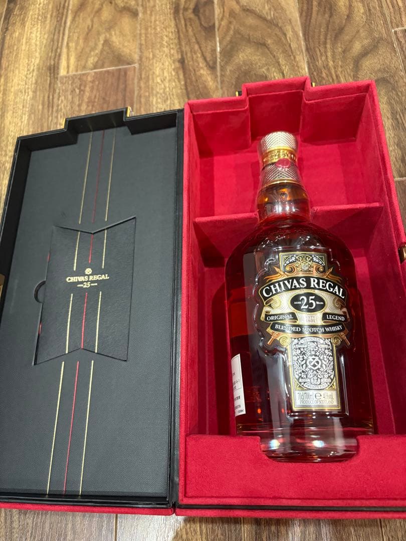 CHIVAS REGAL 25 ウイスキー 750ml ギフトボックス付