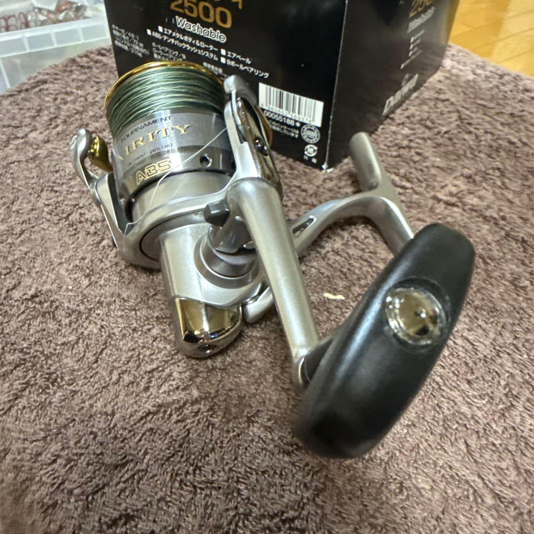 Daiwa AIRITY 2500 スピニングリール