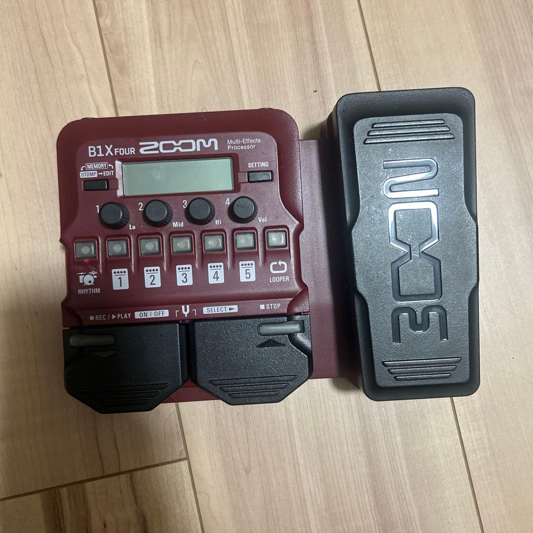 ZOOM B1X FOUR エフェクター