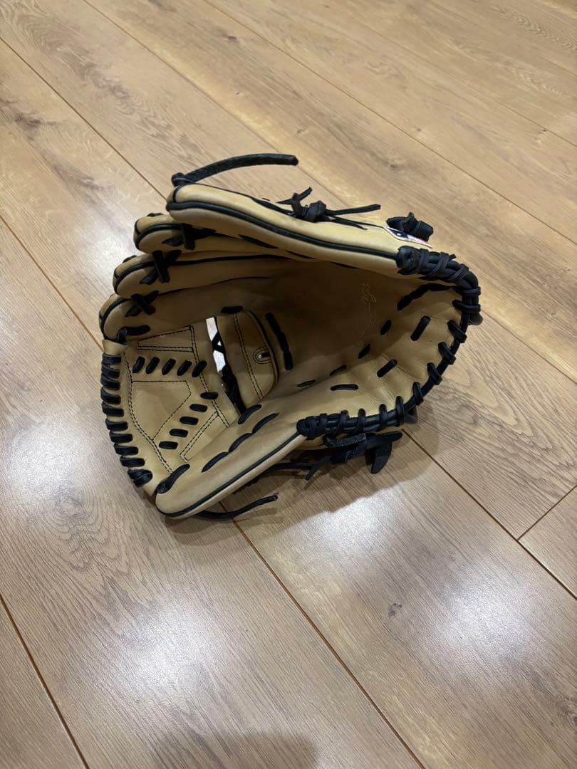 Rawlings一般投手用グローブ！ノーホール型！オススメ品！