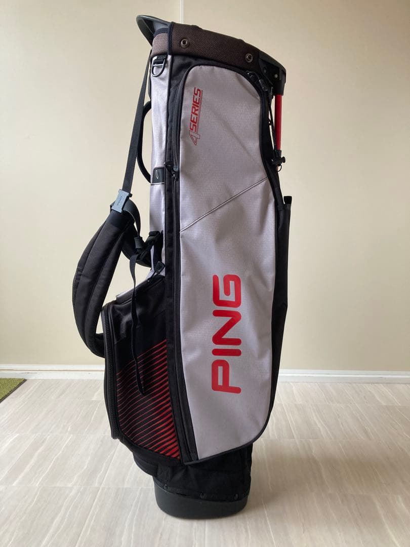 PING 4Series スタンド式ゴルフバッグ(中古品)
