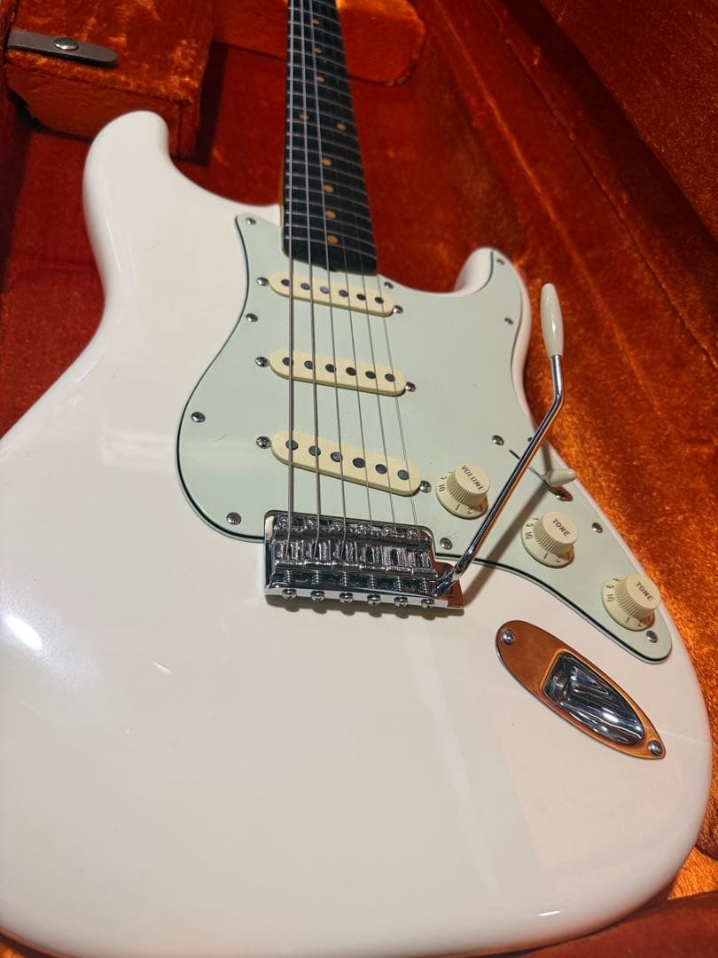 本日限定Fender American Vintage II ストラト