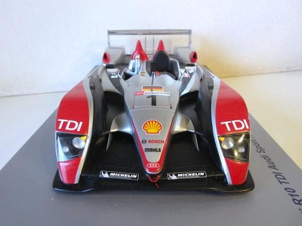 特価 Spark 1/18 アウディ R10TDI 2007 LM Winner