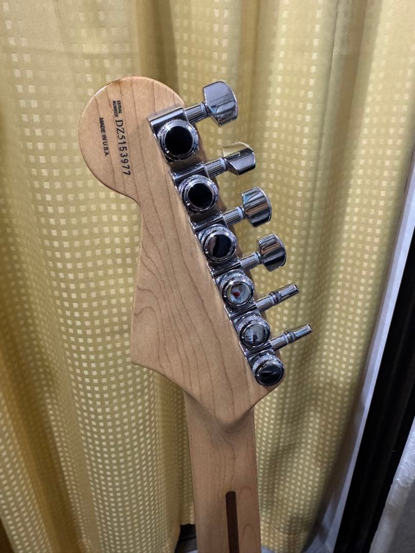 最終。Fender USA American Deluxe Strato QMT