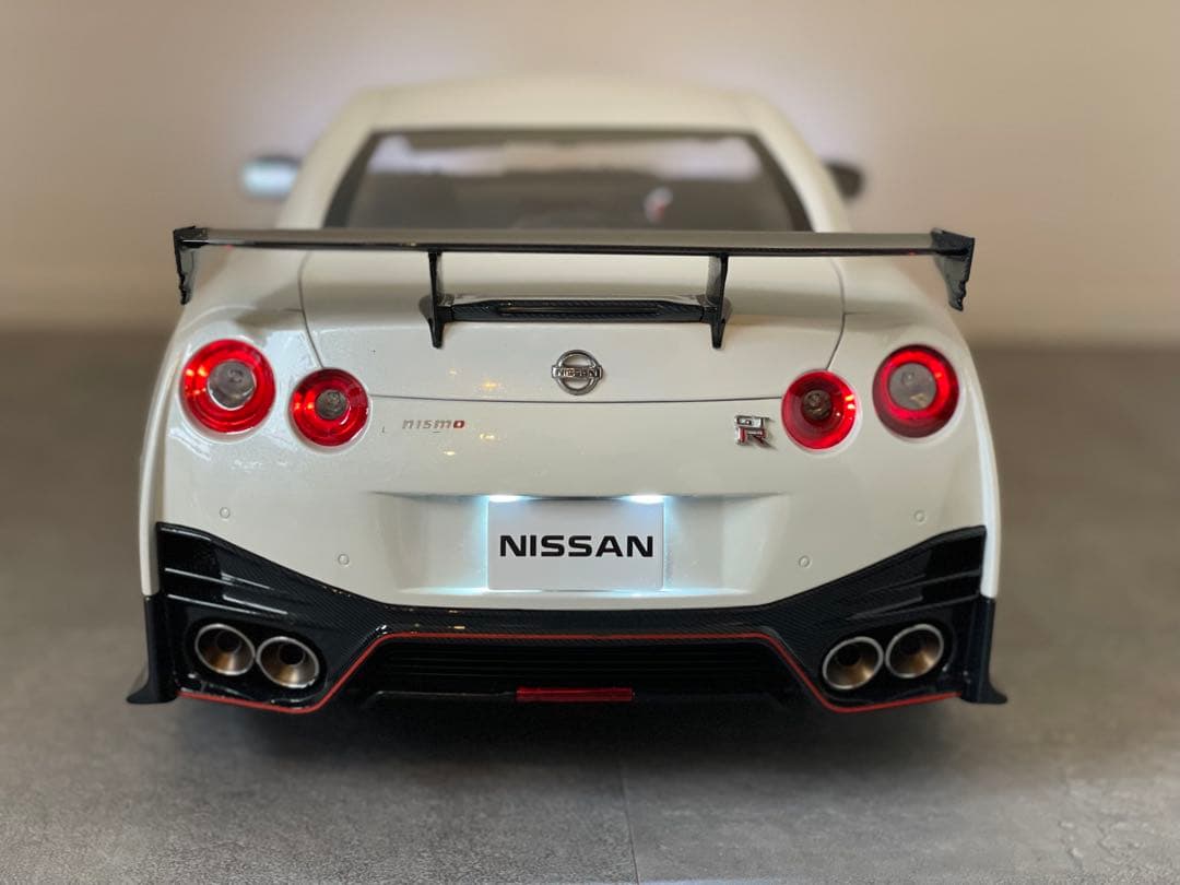 完成品 ディアゴスティーニ GT-R NISMO
