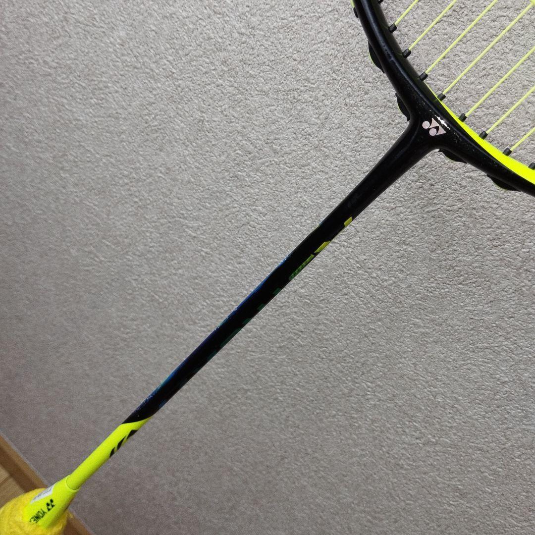 【廃盤品】YONEX ASTROX77 4UG5 シャインイエロー ②