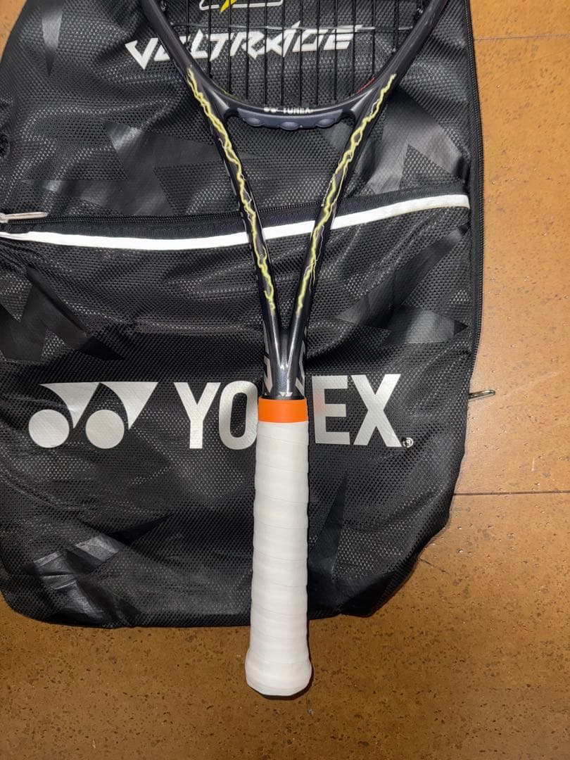 YONEX VOLTRAGE7v ガット、グリップ未使用