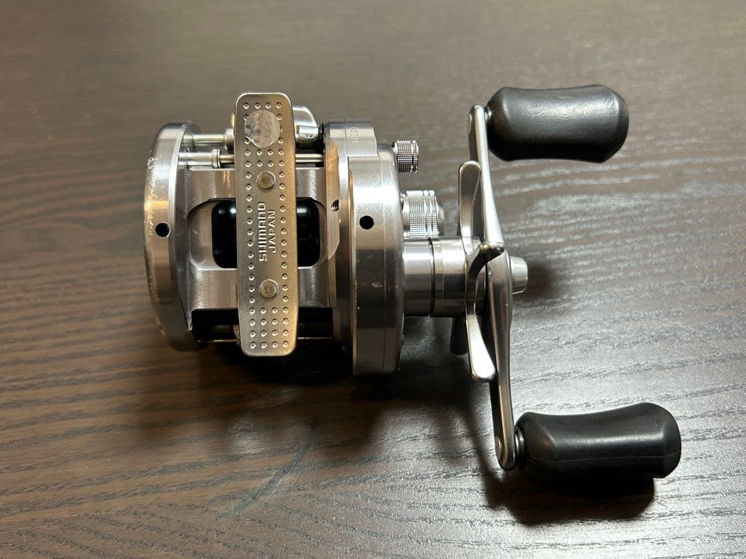 【ohanakg 】SHIMANO 09カルカッタコンクエスト 200DC