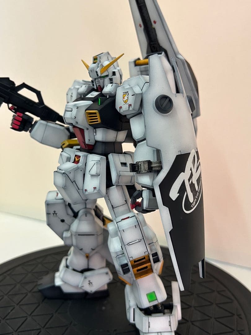 MGヘイズル改 ガンプラ全塗装完成品