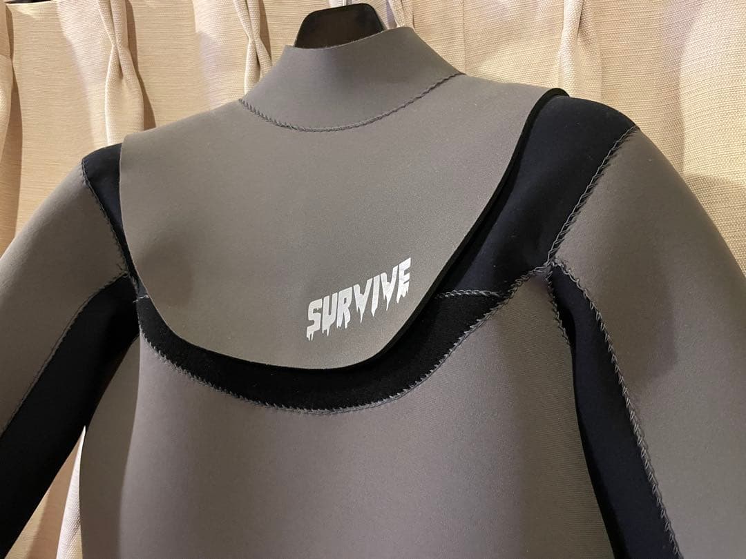 ◆美品◆SURVIVE エアフレイム裏起毛ジップレス ウェットスーツ MLサイズ