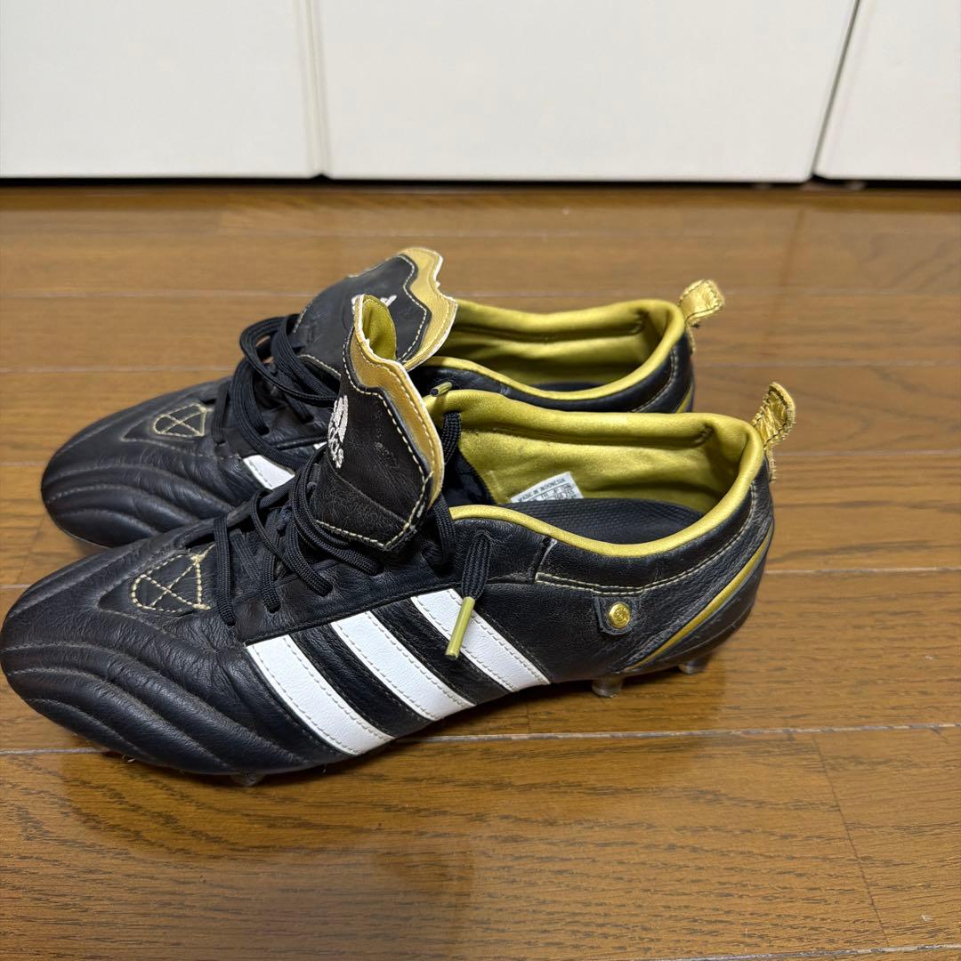 adidas サッカー ブラック/ホワイト/ゴールド adipure FG