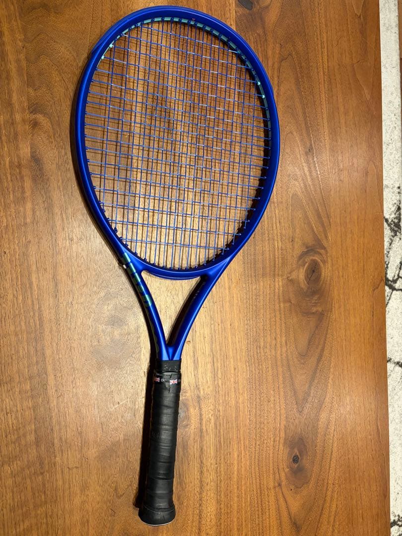 Wilson ウルトラV5 111 グリップ2テニスラケット 270g