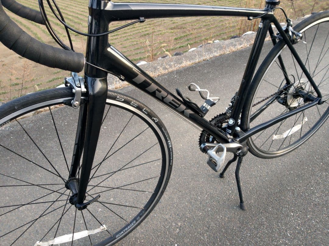 トレック 　TREK　 エモンダ EMONDA ALR4　　ロードバイク