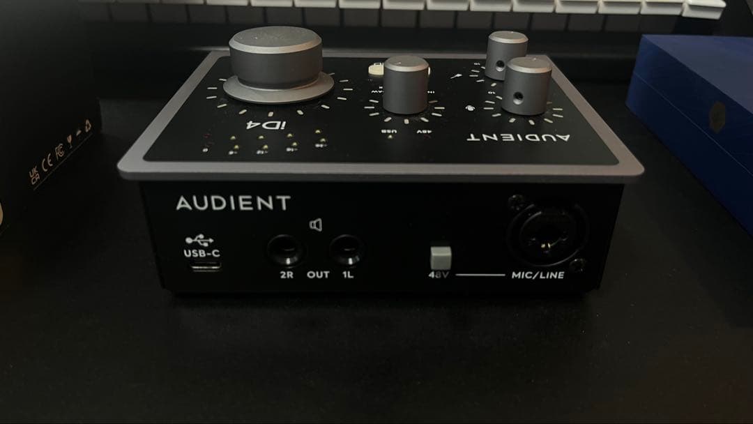 AUDIENT iD4 USB-C オーディオインターフェイス