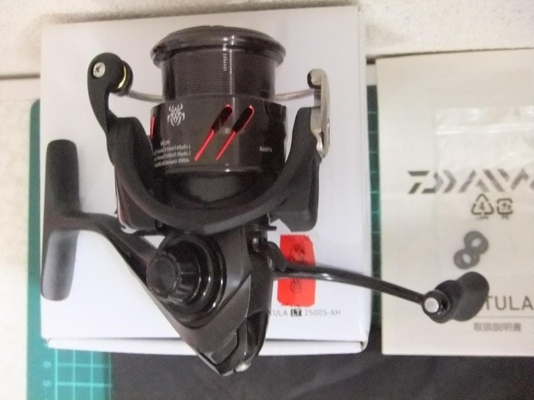 Daiwa 18 タトゥーラ TATULA LT 2500S-XH 美品/元箱付