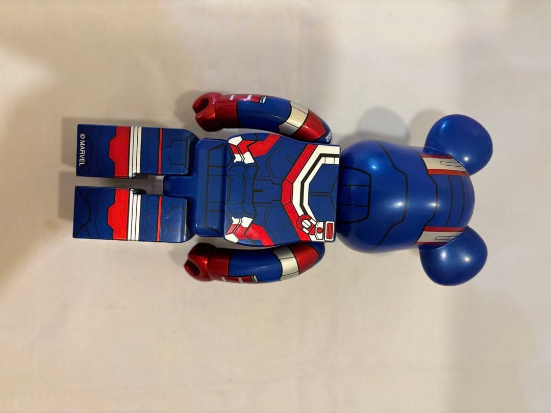 IRON PATRIOT BE@RBRICK 400 %ベアブリックパトリオッ