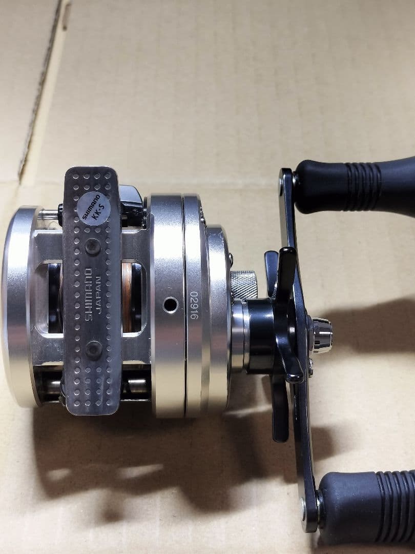 SHIMANO OCEA CALCUTTA 200PG ベイトリール　シマノ