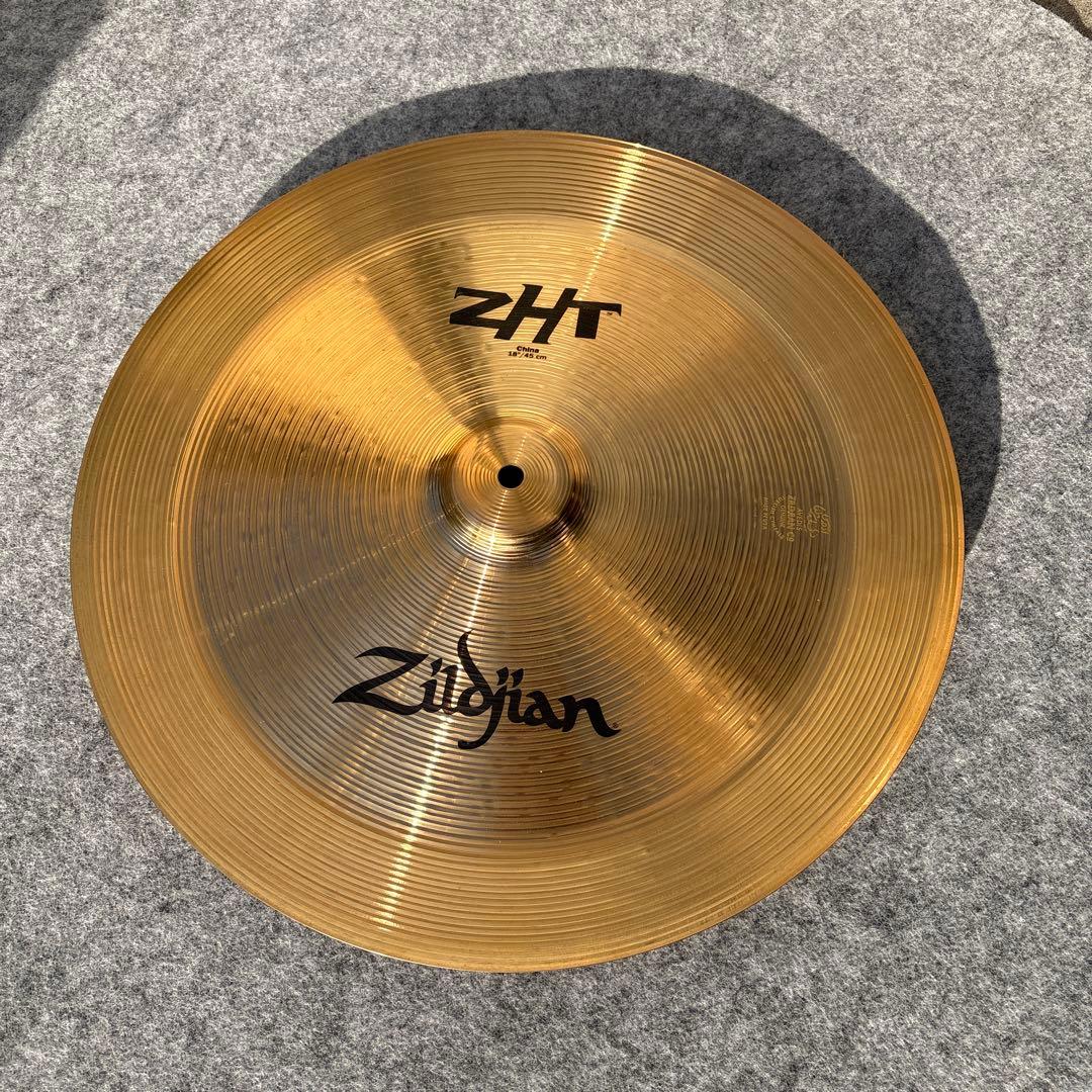 【送料込】Zildjian ZHT 18\" チャイナシンバル【美品】