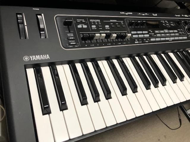 YAMAHA シンセサイザーCK61・純正ケース付き