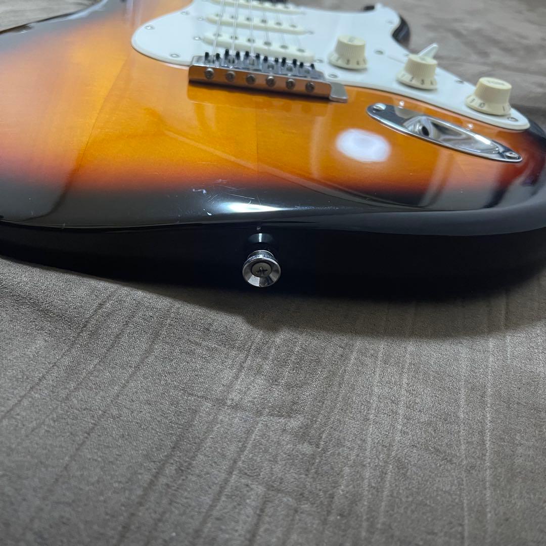 Squier ストラトキャスター サンバースト