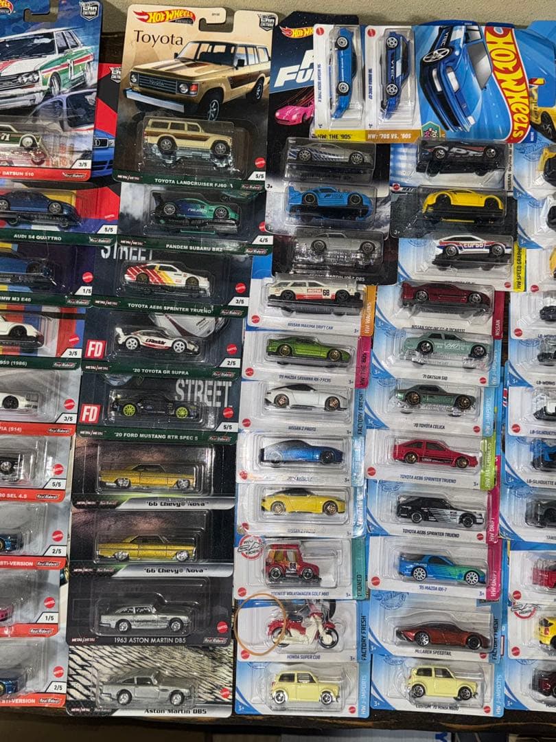ホットウィールHot Wheels ミニカー 102台セット　まとめ売り