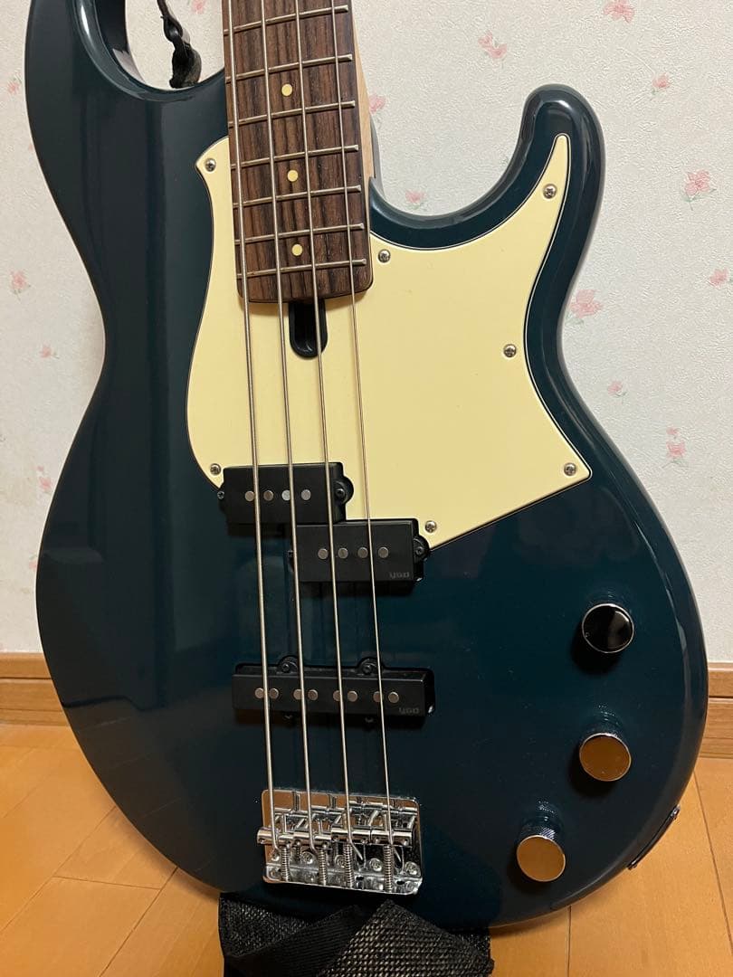 美品　BB434/YAMAHA/エレキベース/Teal Blue