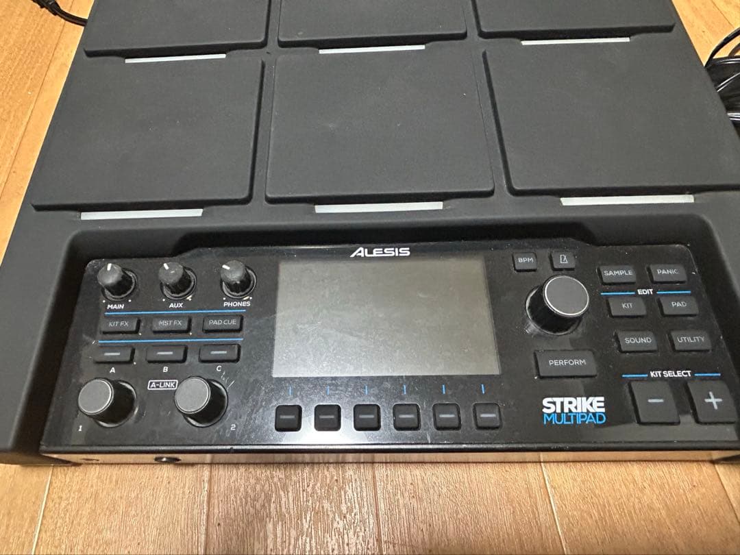 ALESIS STRIKE MULTIPAD【サンプリングパッド】