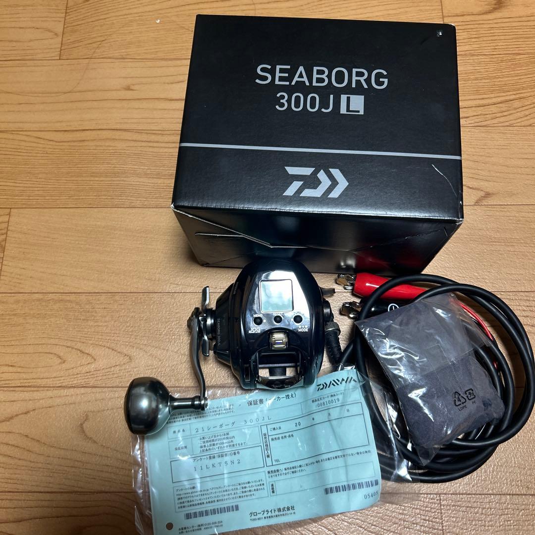 ダイワ　電動リール　SEABORG 300J L 本体と付属品
