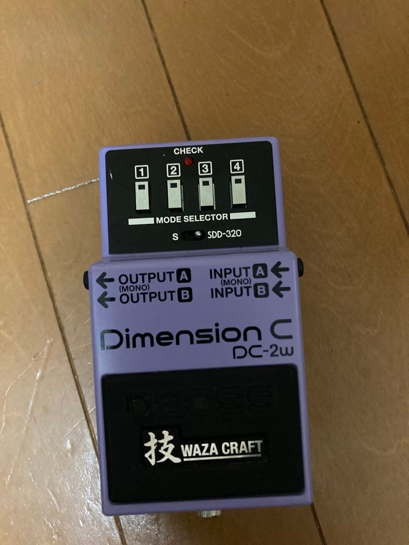 ギター BOSS Dimension C DC-2w