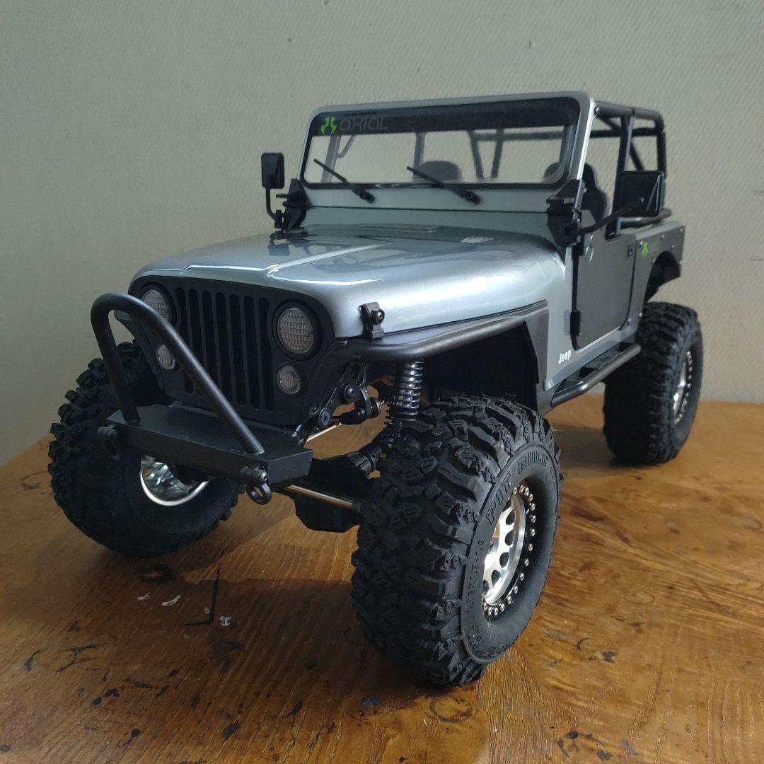アキシャルSCX10 III Jeep CJ7