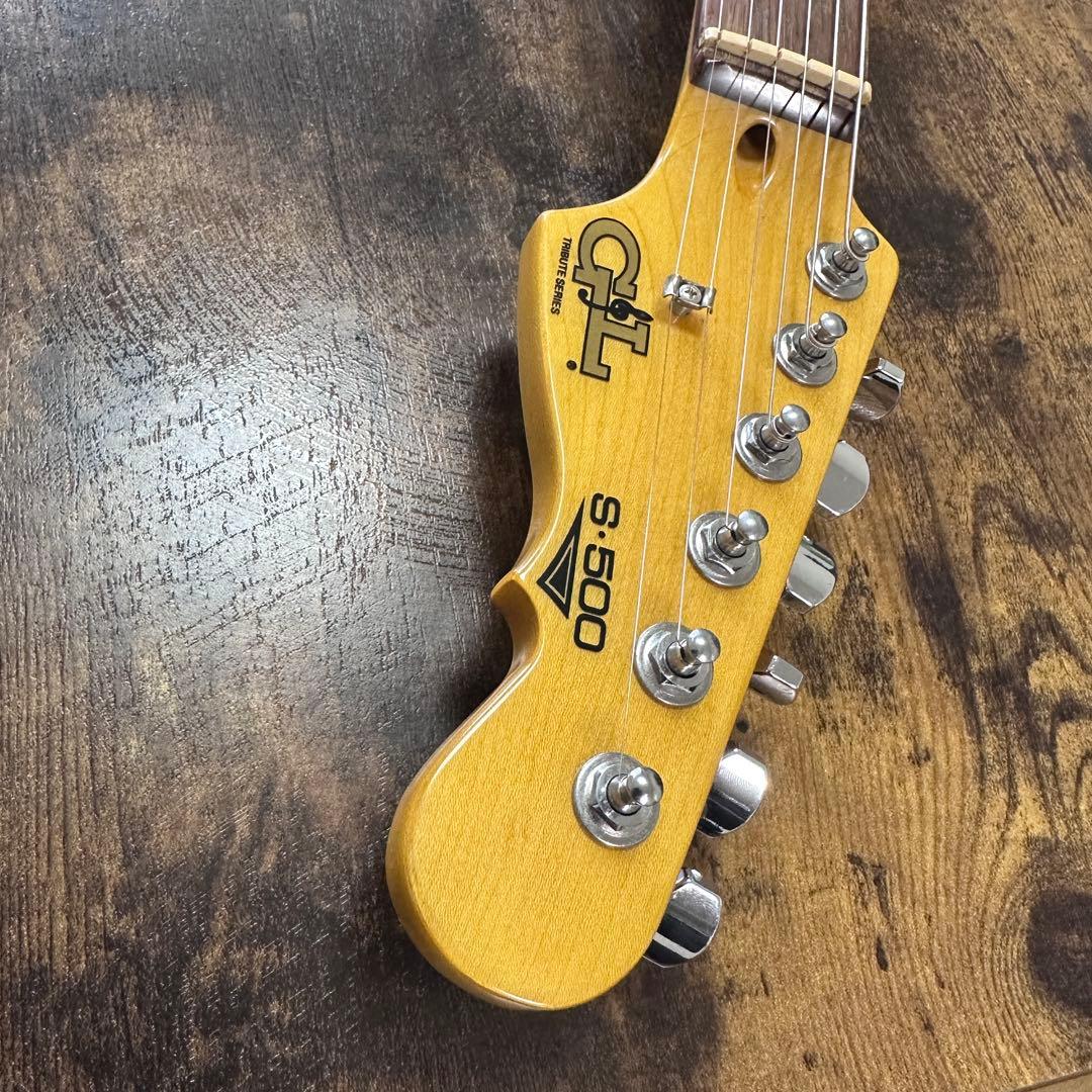 G&L S-500 tribute series チェリーレッド ストラトタイプ