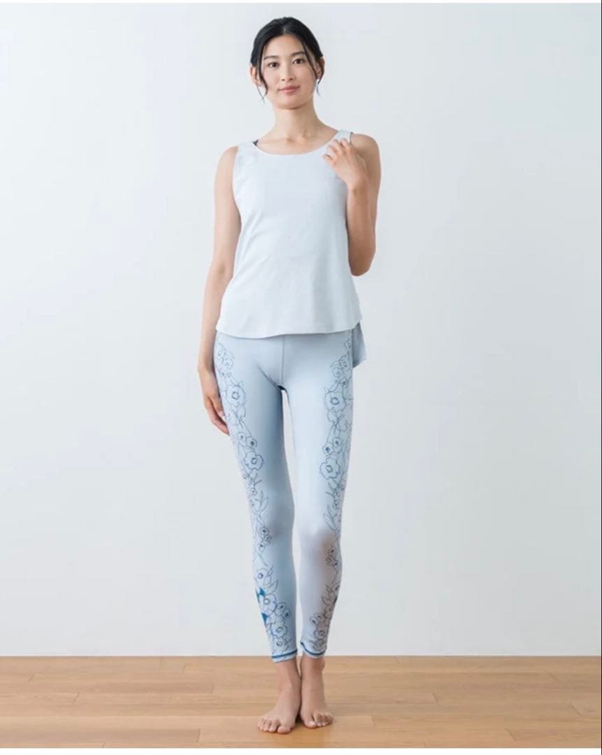 ドローイングフラワーセパレートタンクトップ レギンス Sサイズ