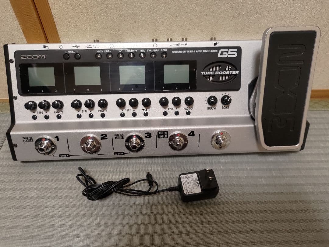 ACアダプター付き　ZOOM G5 ギターエフェクター 本体　完動品