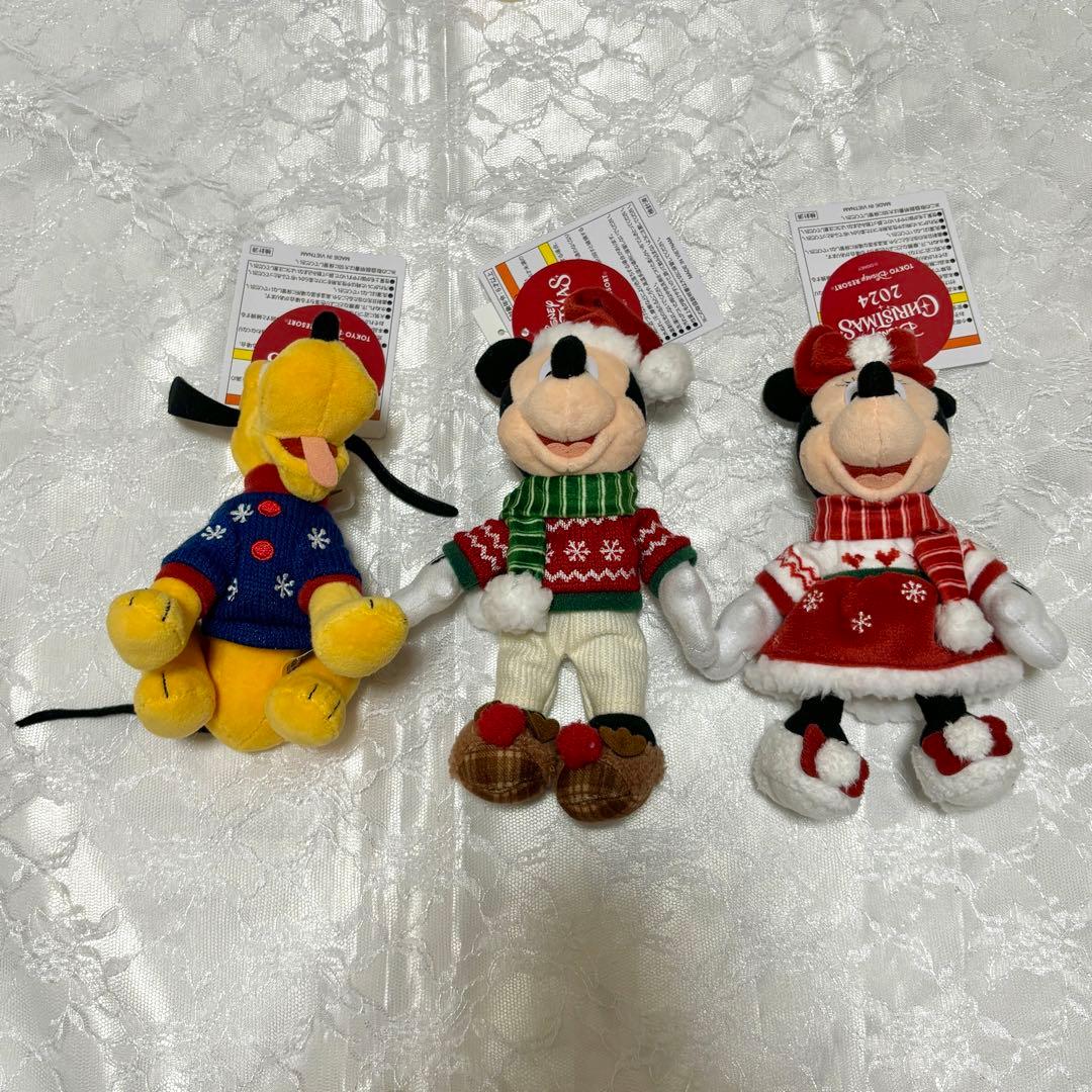 お顔厳選！ディズニークリスマス ミッキー、ミニー、プルート ぬいぐるみバッジ