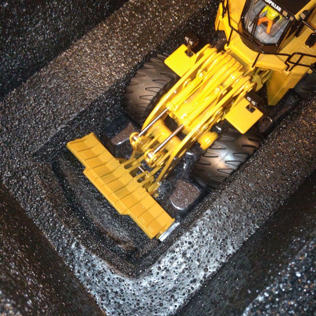 キャタピラー建機 CAT 993K Wheel Loader 1/50