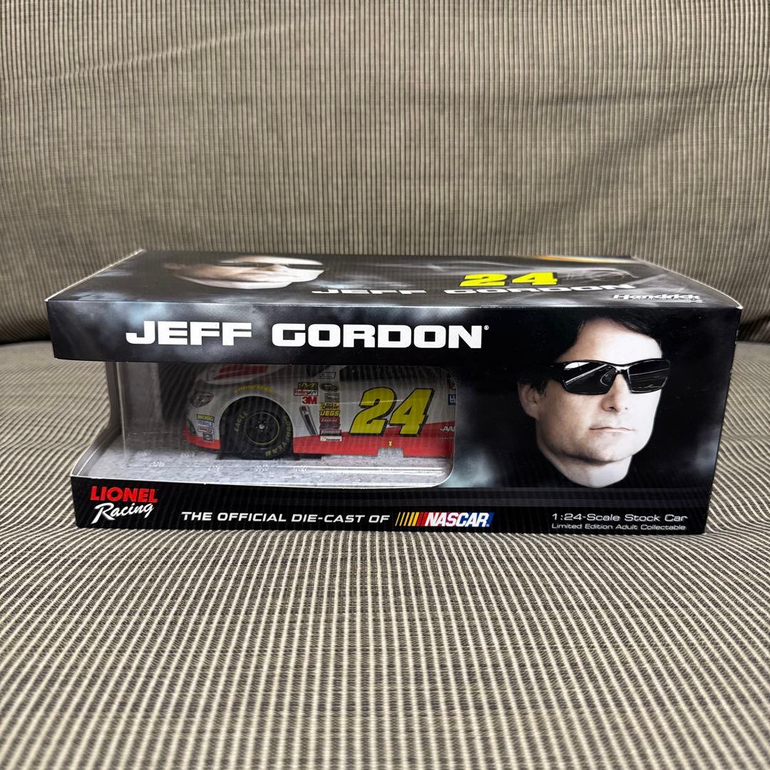 【新品未使用】Jeff Gordon 24 NASCAR 1:24スケール