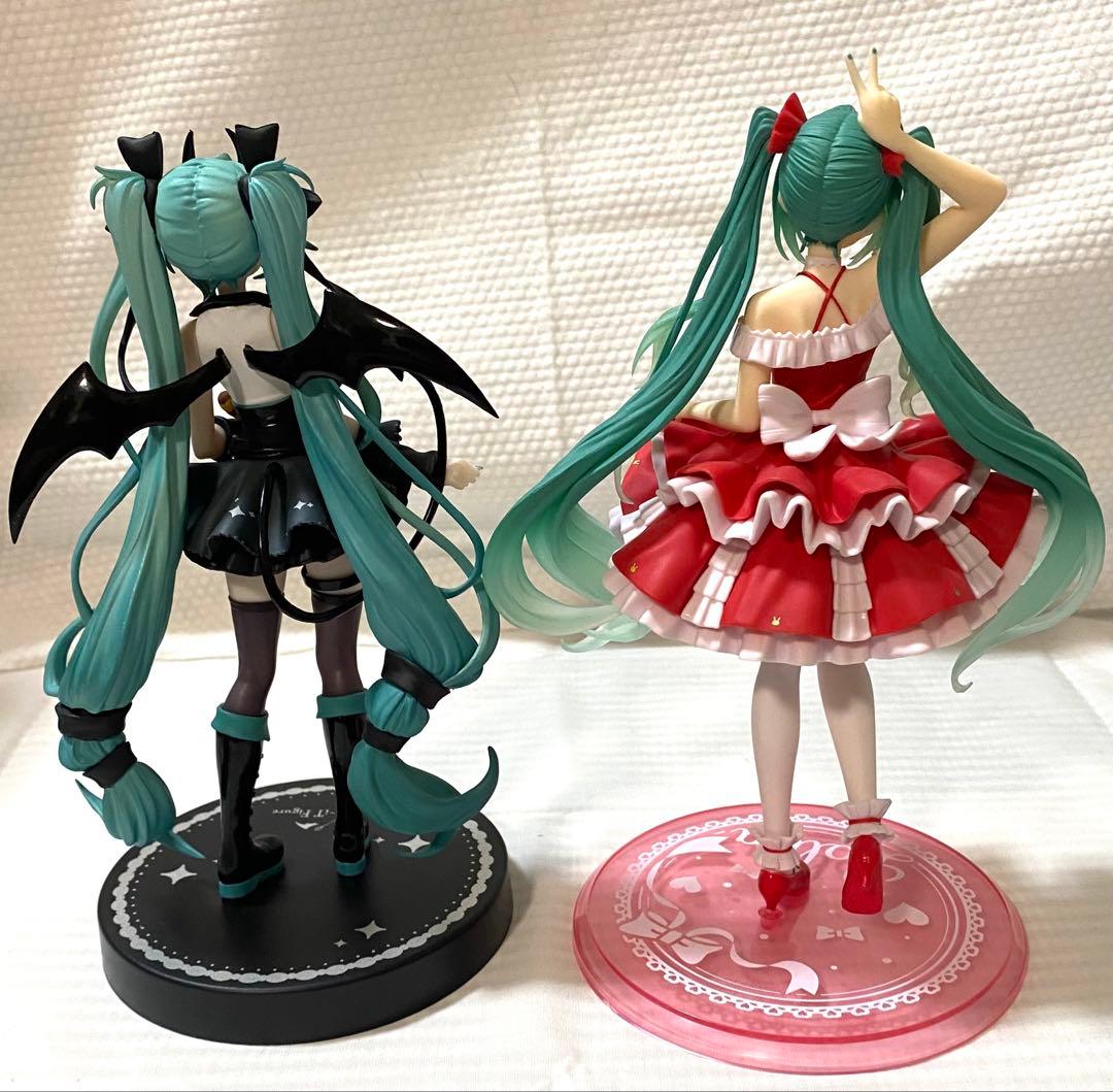 【中古品】　初音ミク　フィギュア　１２点　まとめ売り