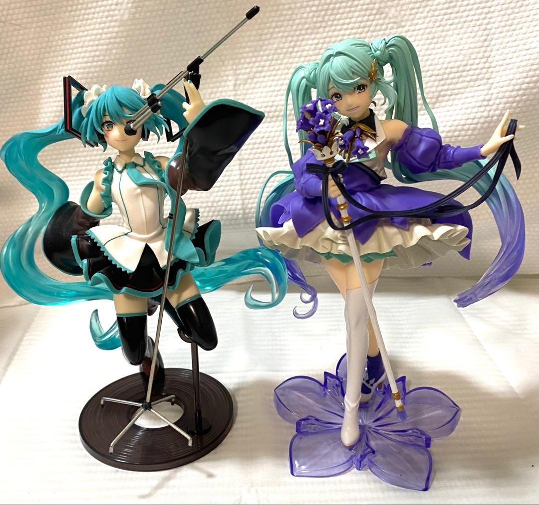 【中古品】　初音ミク　フィギュア　１２点　まとめ売り