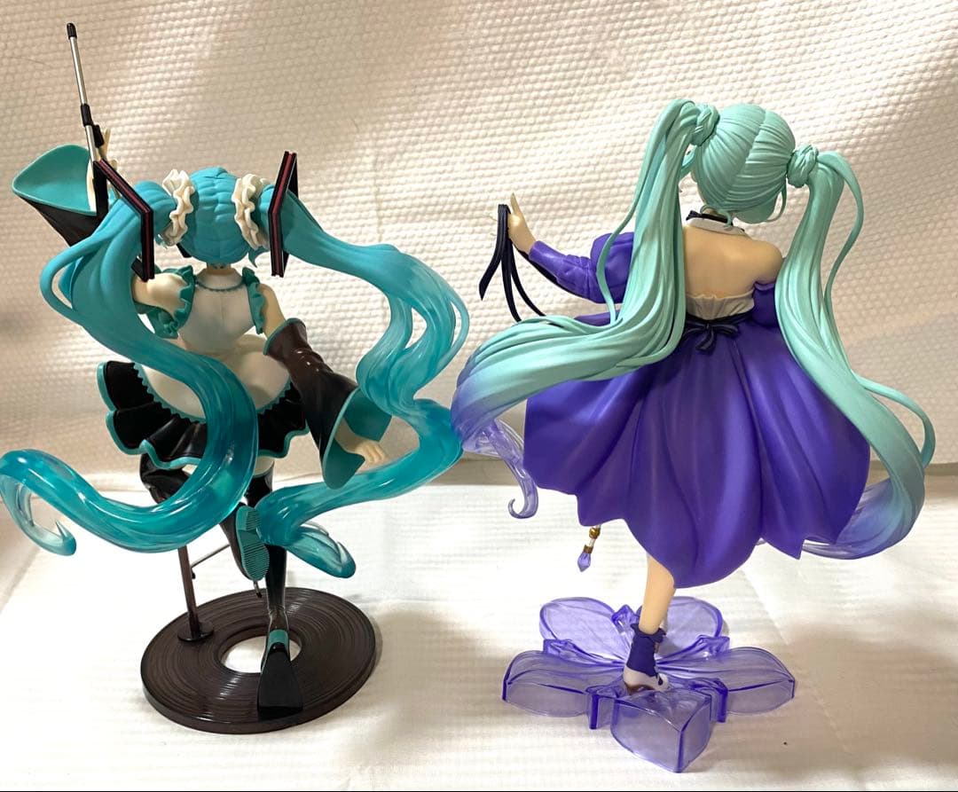 【中古品】　初音ミク　フィギュア　１２点　まとめ売り