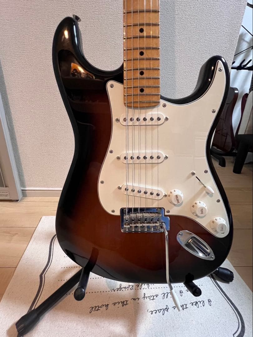 マ*)様 Fender Player Stratocaster サンバースト70
