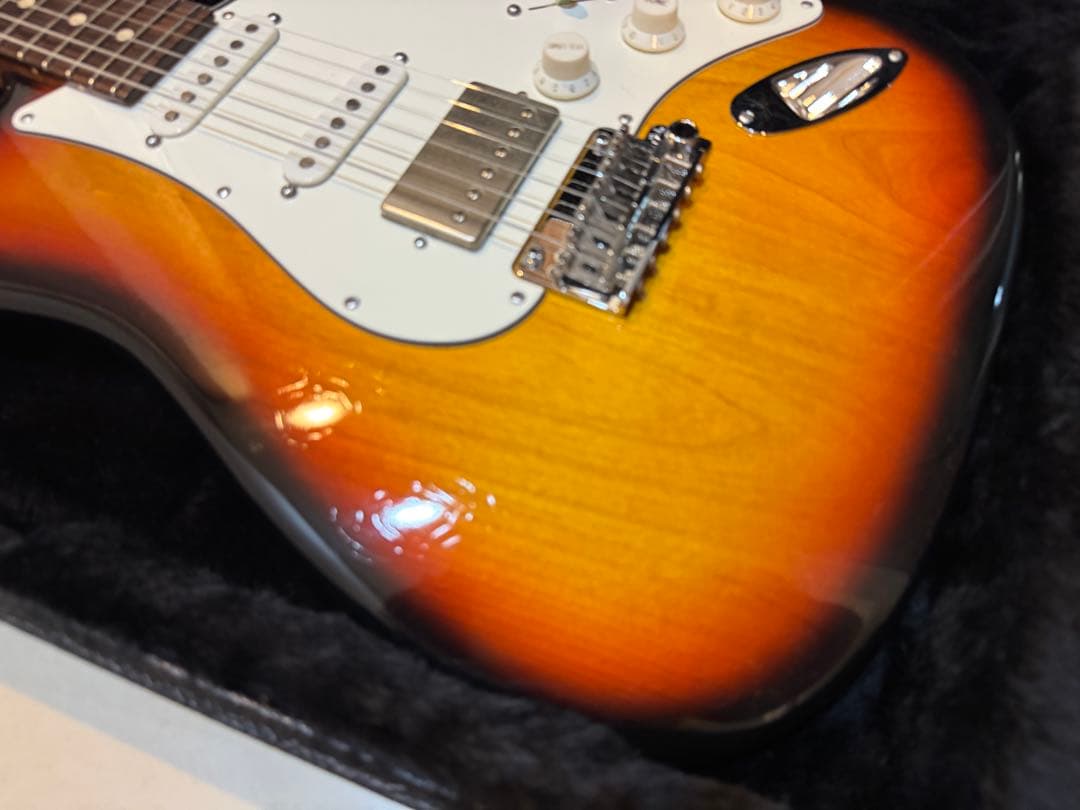 Suhr Classic S Antique RoastedFlameMaple
